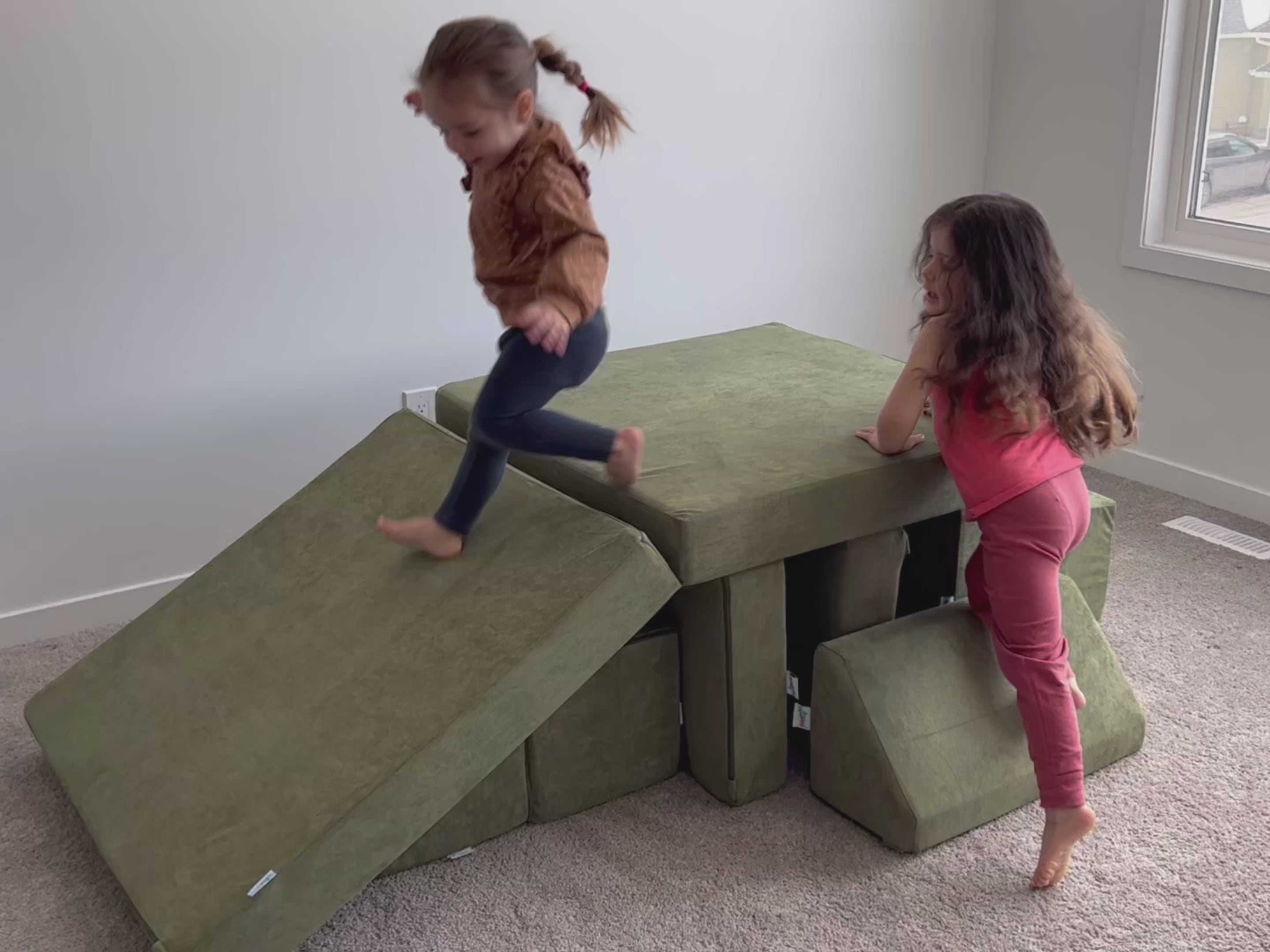 Epic Creativity 12-Piece Play Couch (with waterproof liners) – Epic ...
